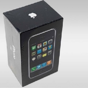 Iphone Original 4 GB Dilelang Dengan Harga Fantastis - blackxperience.com