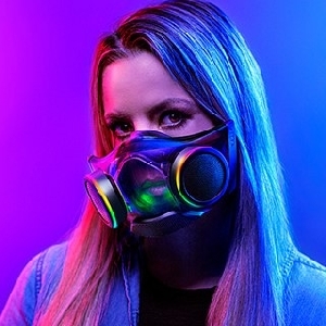 Masker Buatan Razer Terjual Habis dalam Hitungan Menit - blackxperience.com