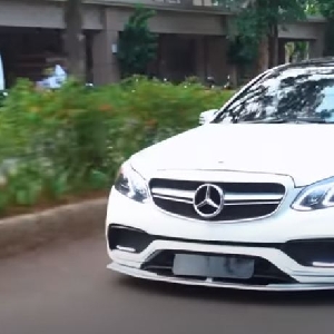 Romantis! Mercedes Benz E250 W212 Modif Elegant, Jadi Wedding Car ...