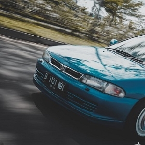 Modifikasi Mitsubishi Lancer CB4 Ala Cewek Cantik, Tampangnya Racing ...