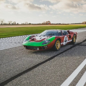 Mobil Balap Klasik Ford GT40 Ini Dilelang, Harganya Wow Banget ...