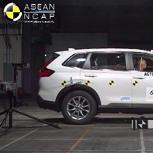 Honda CR-V Terbaru Raih Rating Bintang 5 ASEAN NCAP - blackxperience.com