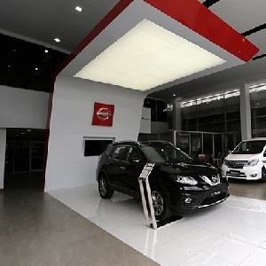 Dealer Nissan Datsun Roxy, Wajah Baru Nissan Retail Concept ...