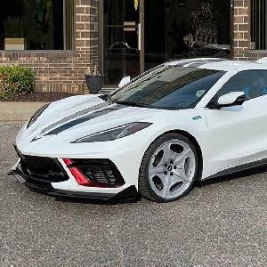 Rayakan Hut ke-60, Lingenfelter Luncurkan Corvette C8 Cunningham ...