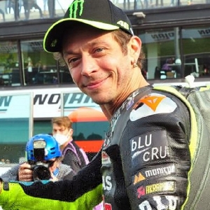 Bicara Tentang Rivalitas di MotoGP, Begini Kata Valentino Rossi ...