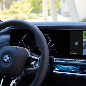 Tahun Depan, BMW Hadirkan Video Games Dalam Kabin - blackxperience.com