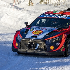Buntut Insiden Craig Breen, FIA Akan Tingkatkan Standar Keselamatan WRC ...