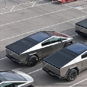 Hanya 10 Cybertruck yang Akan Dikirim Tesla di 30 November ...