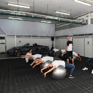 Porsche Human Performance: Pentingnya Menjaga Kondisi Fisik ...