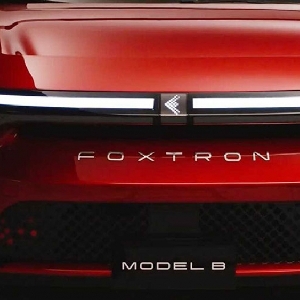 Foxconn Luncurkan Foxtron Model B Untuk Saingi Tesla Model Y ...