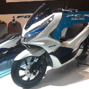 PCX Listrik DiPamerkan Di G20, Honda Siap Pasarkan? - blackxperience.com