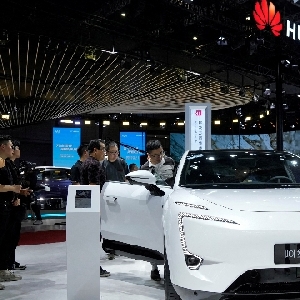 EV Kolaborasi Huawei-JAC Akan diJual Mulai 2025 - blackxperience.com