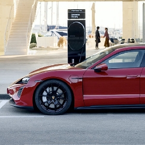 Jerman Habiskan Dana 6 Miliar Dolar AS Untuk Stasiun Pengisian EV ...