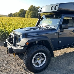 Jeep Rubicon Bersolek Overlander, Fitur Lengkap Siap Jelajahi Alam ...