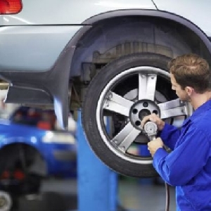 7 Tanda Kaki-kaki Mobil Minta Service, Biar Aman Saat Mudik Lebaran 2023 - blackxperience.com