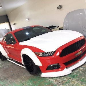 Modifikasi Ford Mustang: Lebih Berotot - blackxperience.com