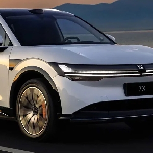 Zeekr 7X 2024, Pesaing Kuat Tesla Model Y Mengaspal di Tiongkok ...