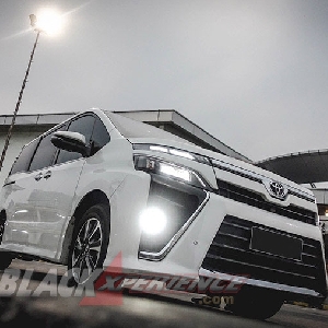 New Toyota Voxy - Baby Alphard You Can Buy - blackxperience.com
