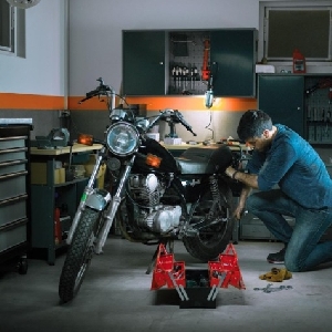 Ini 7 Bengkel Servis Motor Terdekat di Jakarta Barat - blackxperience.com