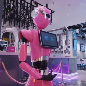 Restoran Berpelayan Robot Pertama Dunia Resmi Dibuka di Cina Selatan ...