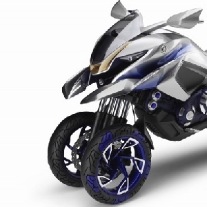 Yamaha Mulai Serius Kembangkan Motor Roda Tiga - blackxperience.com