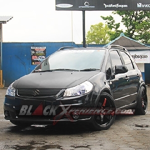 Suzuki SX4 Andre Rajin Naik Podium SQL - blackxperience.com